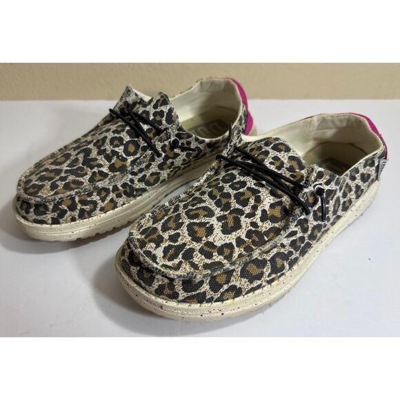 Hey Dude | Shoes | Hey Dude Wendy Youth Girls Pinkleopard Print Slip On ...